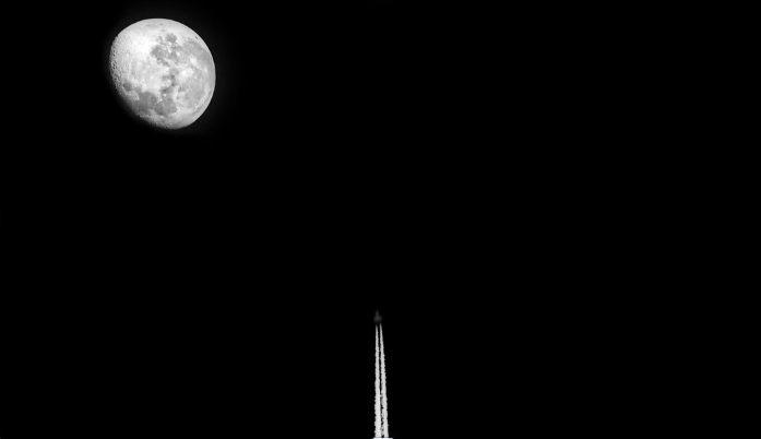 How long does it take to get to the Moon? - iBusiness Talk