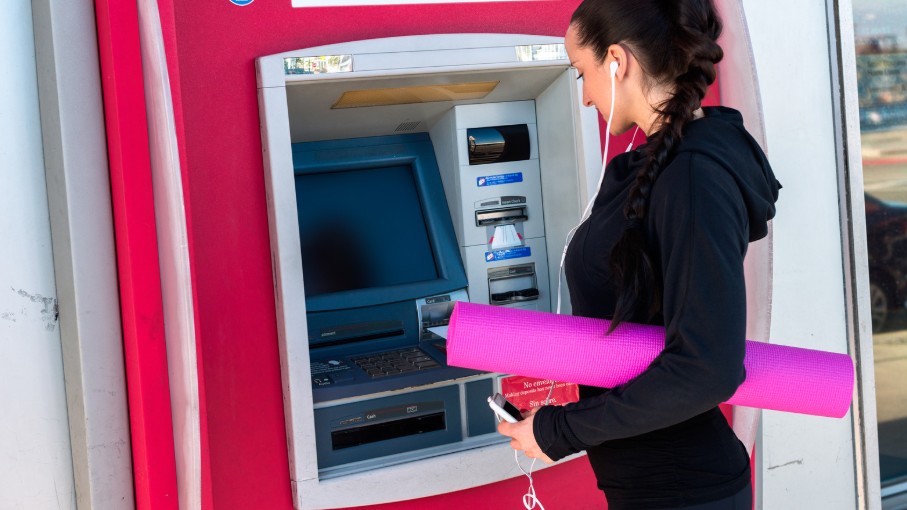 Does Monzo Charge to Withdraw Cash Abroad? - iBusiness Talk