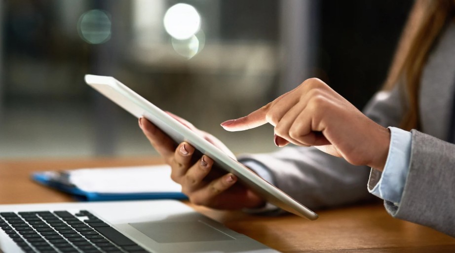 Top Business Tools for Large Enterprises in 2025 - iBusiness Talk